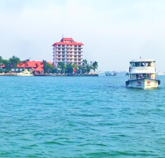 Top 10 Tourist Places in Kochi – Must-Visit Attractions (2025)